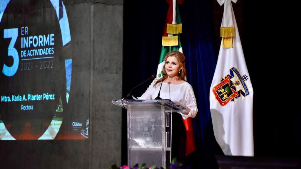 Karla Planter presentó su tercer informe como rectora • Semanario7dias